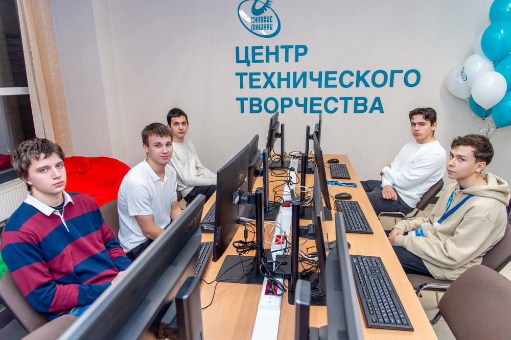 «Силовые машины» открыли в Петербурге Центр технического творчества ...